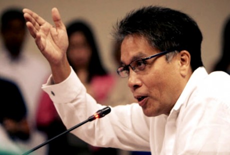 Mar Roxas is wrong: Politics WAS behind the SAF44 massacre in ...