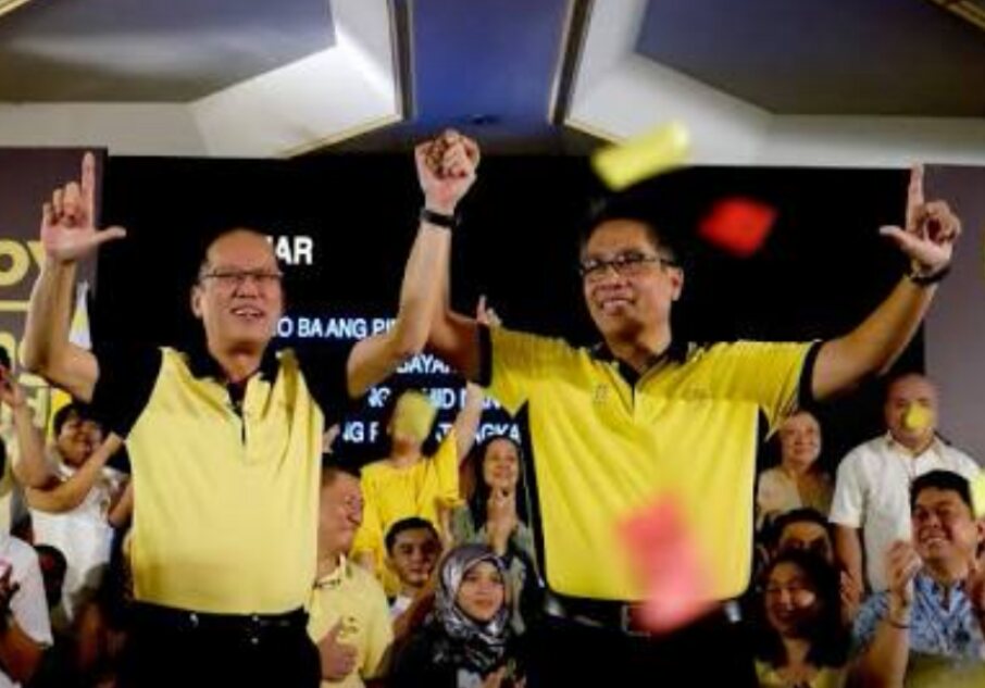 3 Things That The “Fast Forward” Campaign Video Says About Mar Roxas ...