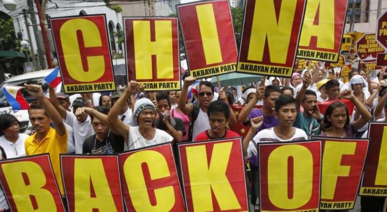 Philippines ‘wins Favourable Ruling Over South China Sea But Filipinos
